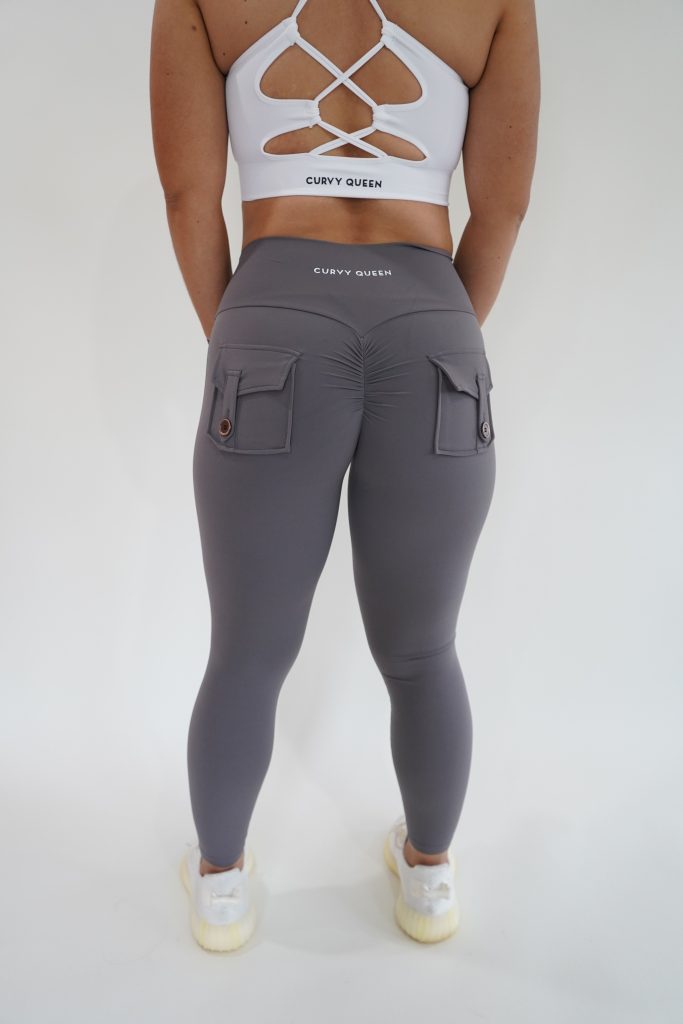Pocket Leggings - Curvy Queen